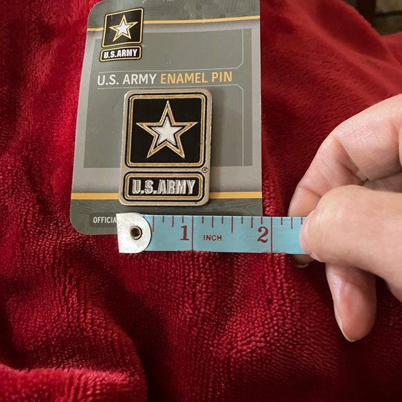 U.S. Army | Jewelry | Us Army Enamel Pin | Poshmark